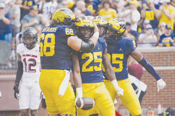 No. 2 Michigan Wolverines football team installed as big favorites vs ...